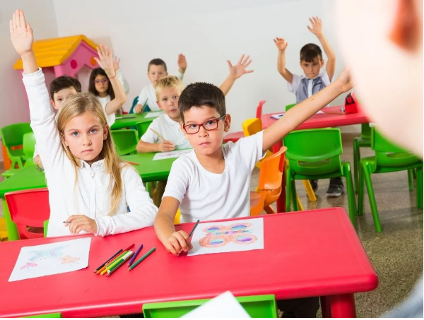 Educación Formal y No Formal: Dos Caminos hacia el Aprendizaje - REDES ...